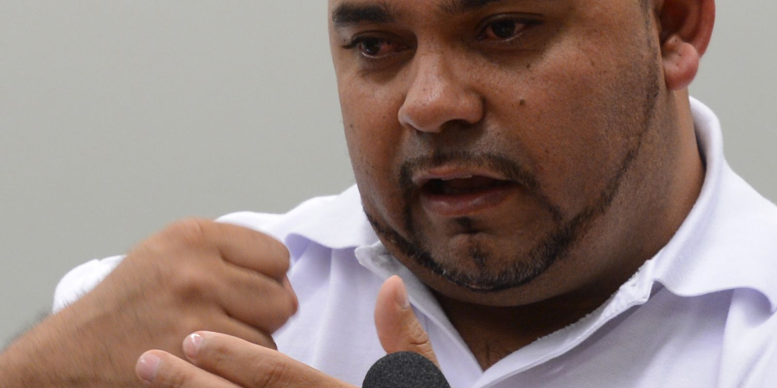 Brasileiro traficado fala na CPI do tráfico de pessoas | Agência Brasil